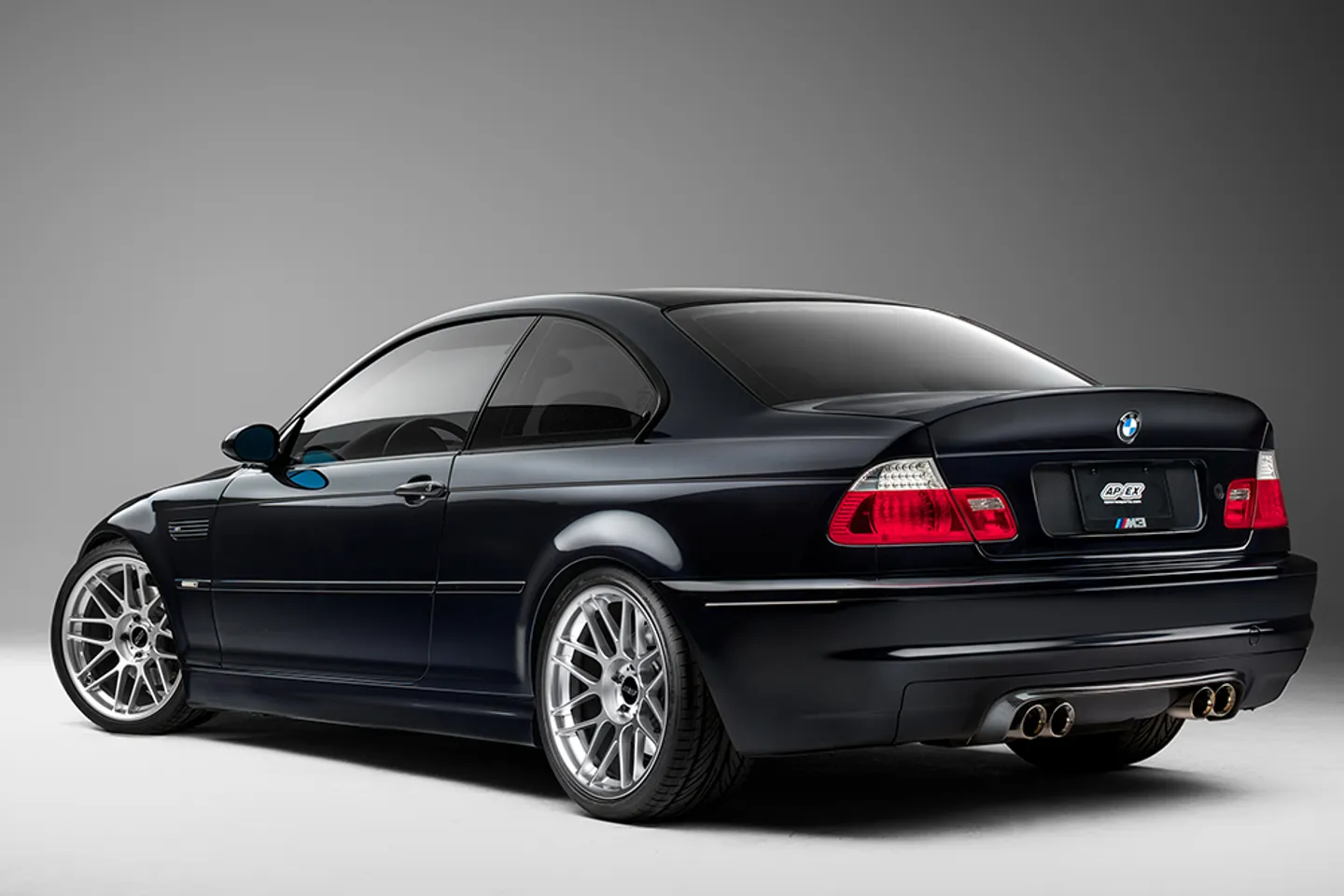 BMW E46 M3 with 19" ARC-8 Wheels in Hyper Black