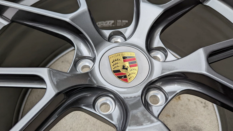 Color matched Center caps for Apex wheels - Rennlist - Porsche ...