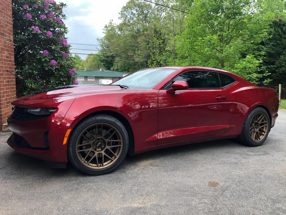 Chevrolet 6th Gen Camaro LT1 with 19" ARC-8 Wheels in Satin Bronze