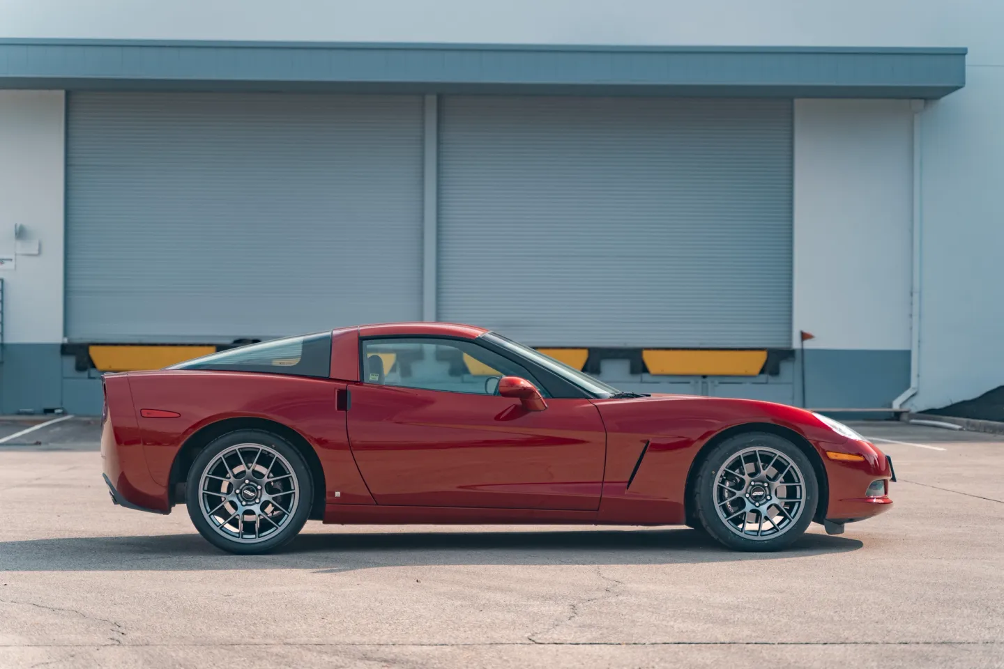 Chevrolet C6 Corvette Base/Z51 with 18"/19" EC-7 Wheels in Anthracite