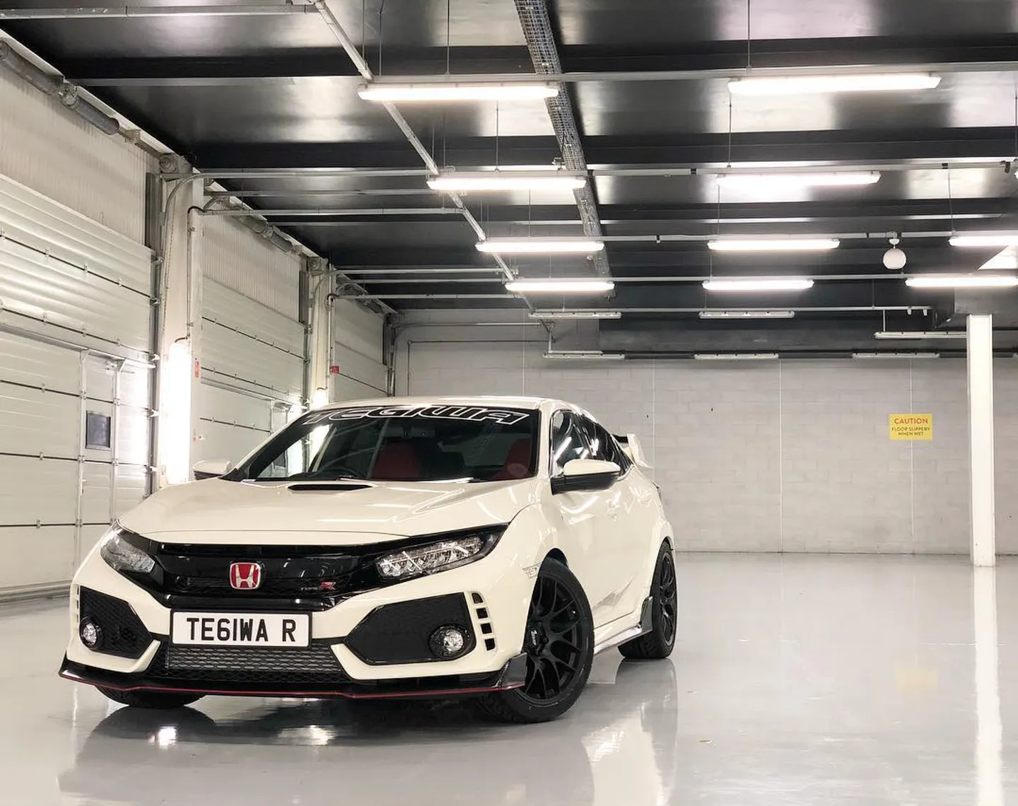 Honda FK8 Civic Type-R with 19" EC-7 Wheels in Satin Black
