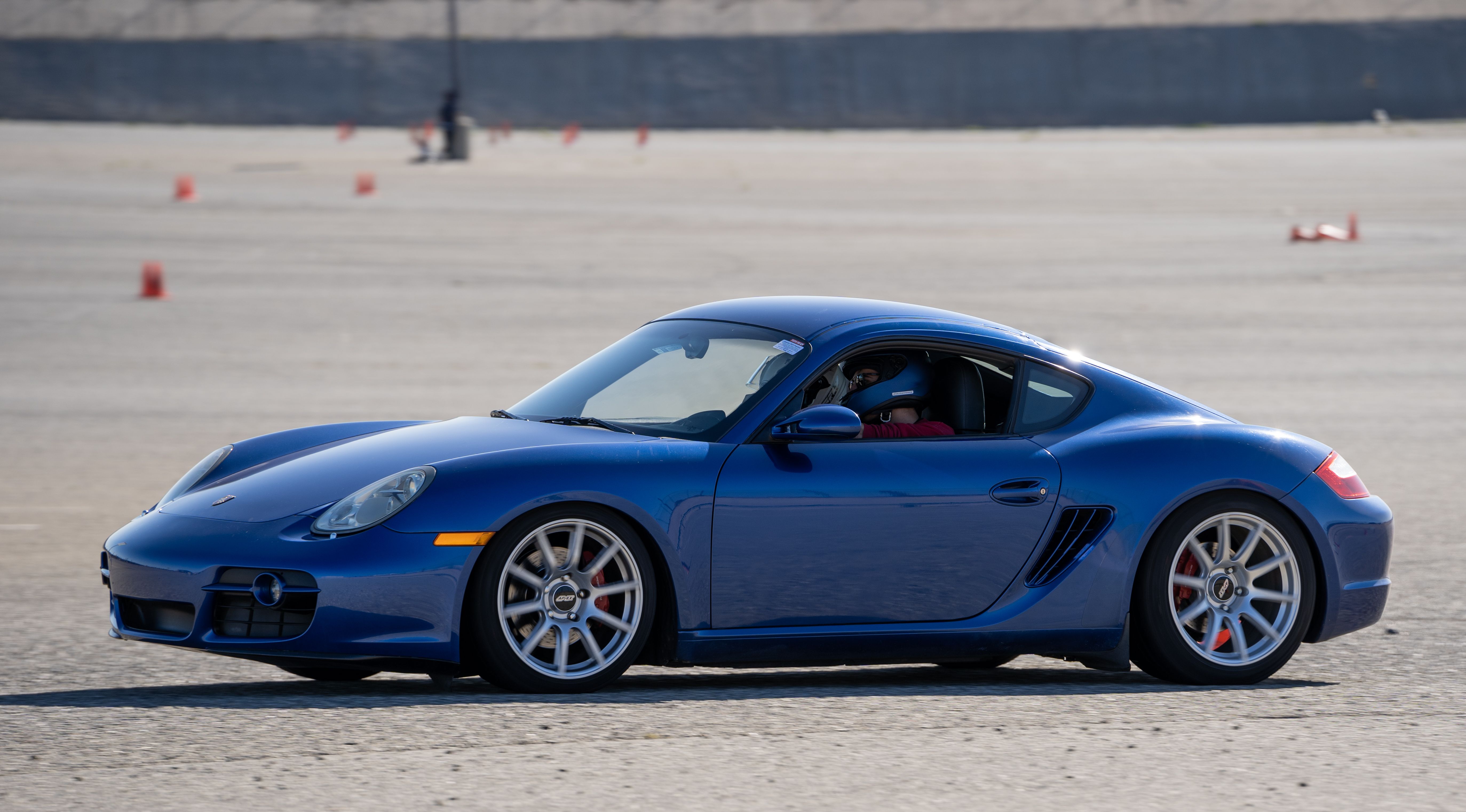Porsche 987 Cayman S with 18" SM-10 Wheels in Race Silver