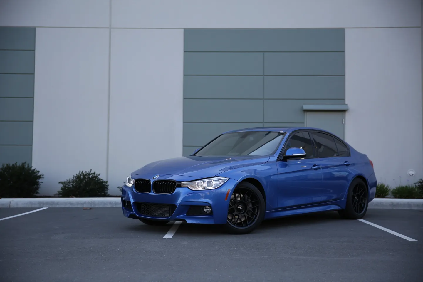 BMW F30 Sedan 3 Series with 18" ARC-8 Wheels in Satin Black