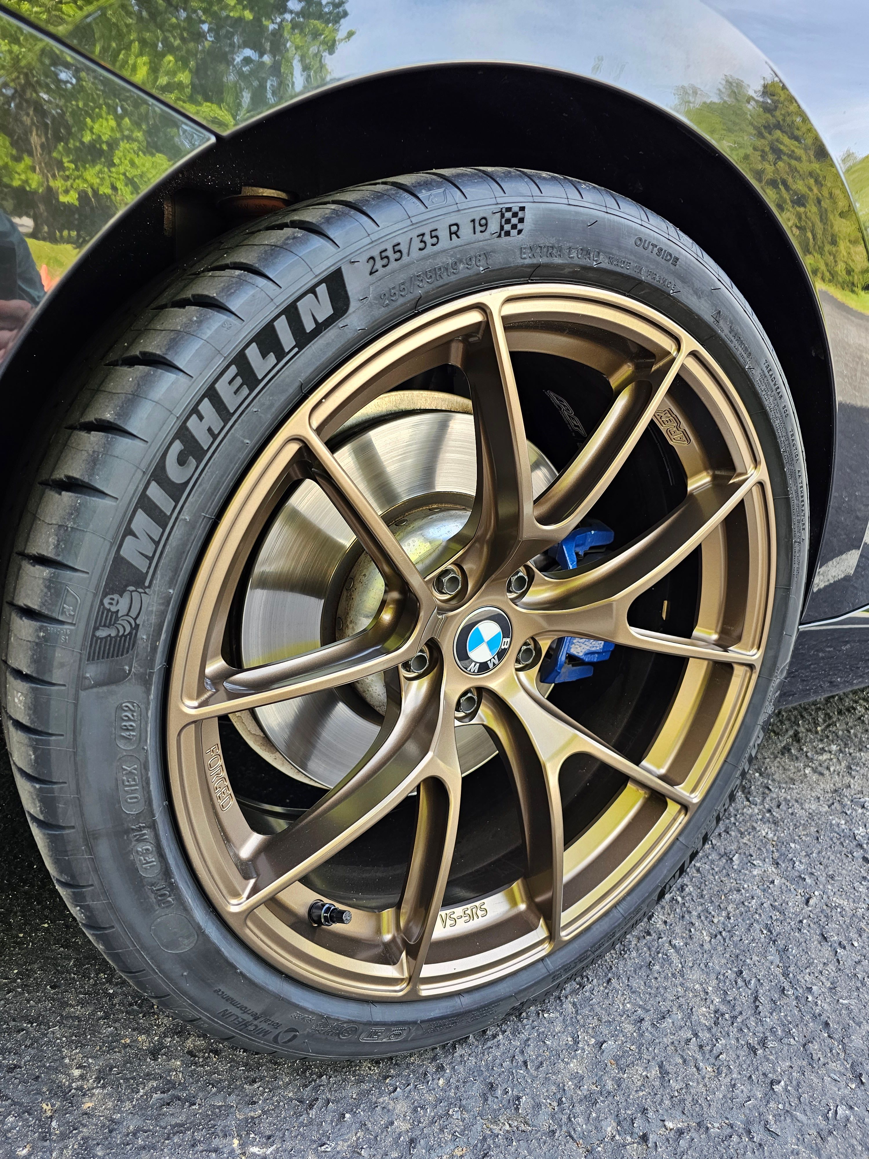 BMW G42 2 Series with 19" VS-5RS Wheels in Satin Bronze