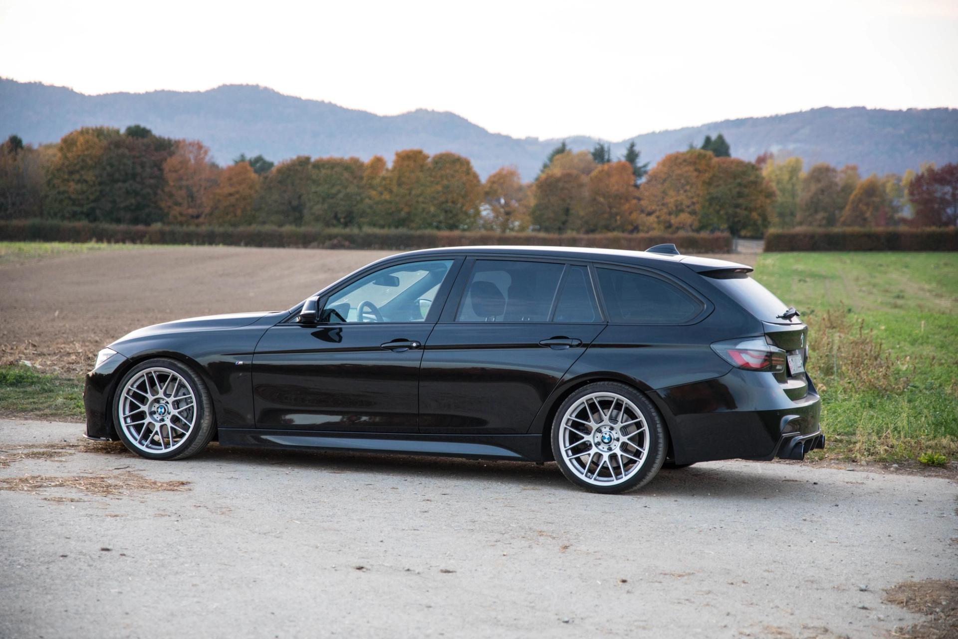BMW F31 Wagon 3 Series with 19" ARC-8 Wheels in Race Silver