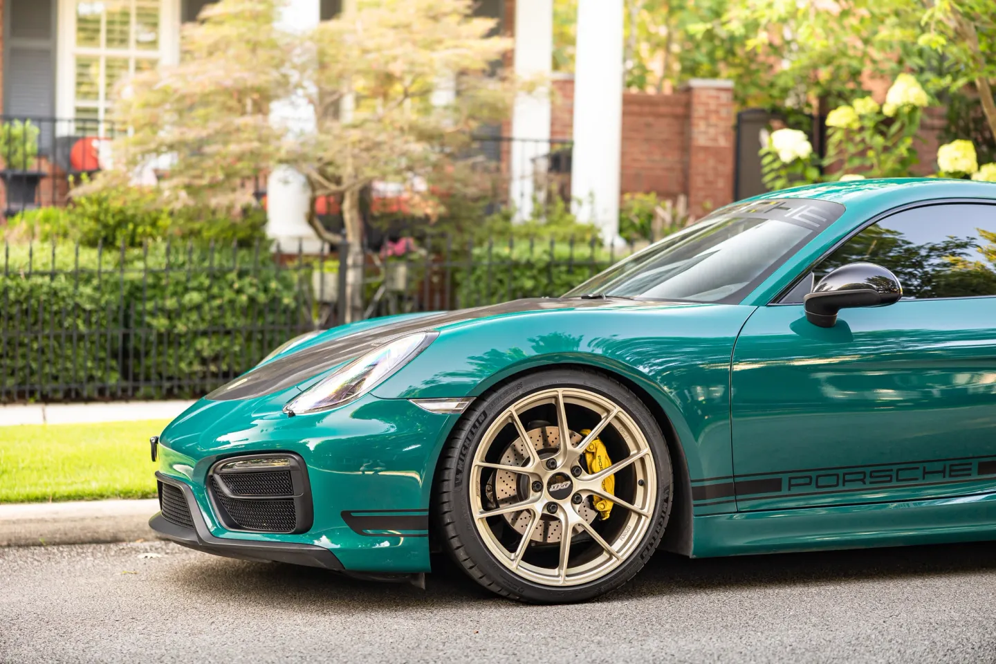 Porsche 981 Cayman GTS with 20" VS-5RS Wheels in Motorsport Gold