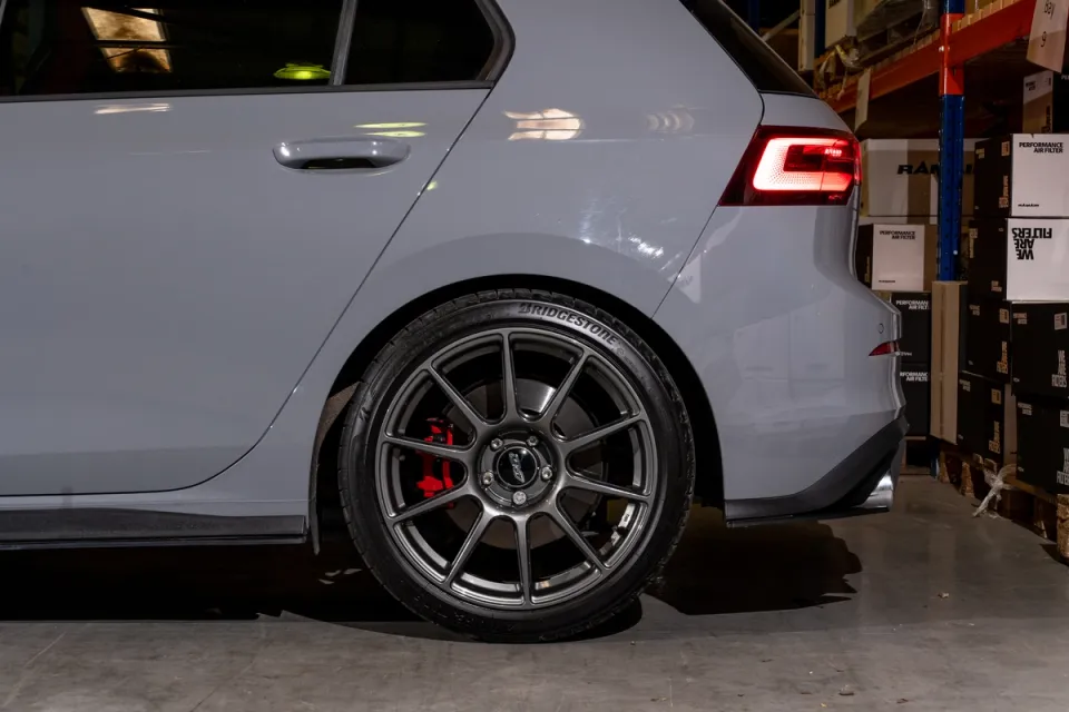 VW MK8 GTI with 18" SM-10 Wheels in Anthracite
