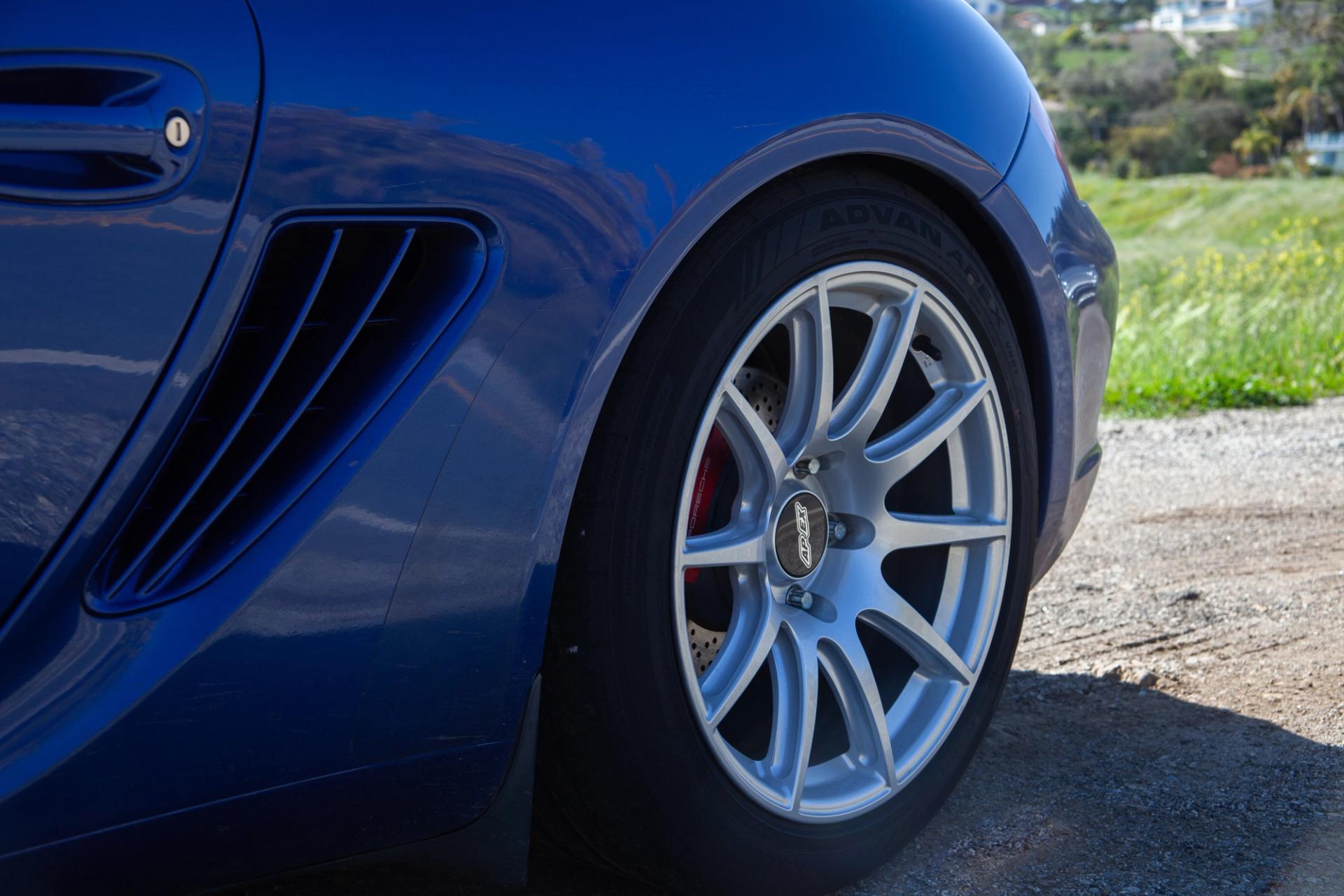 Porsche 987 Cayman S with 18" SM-10 Wheels in Race Silver