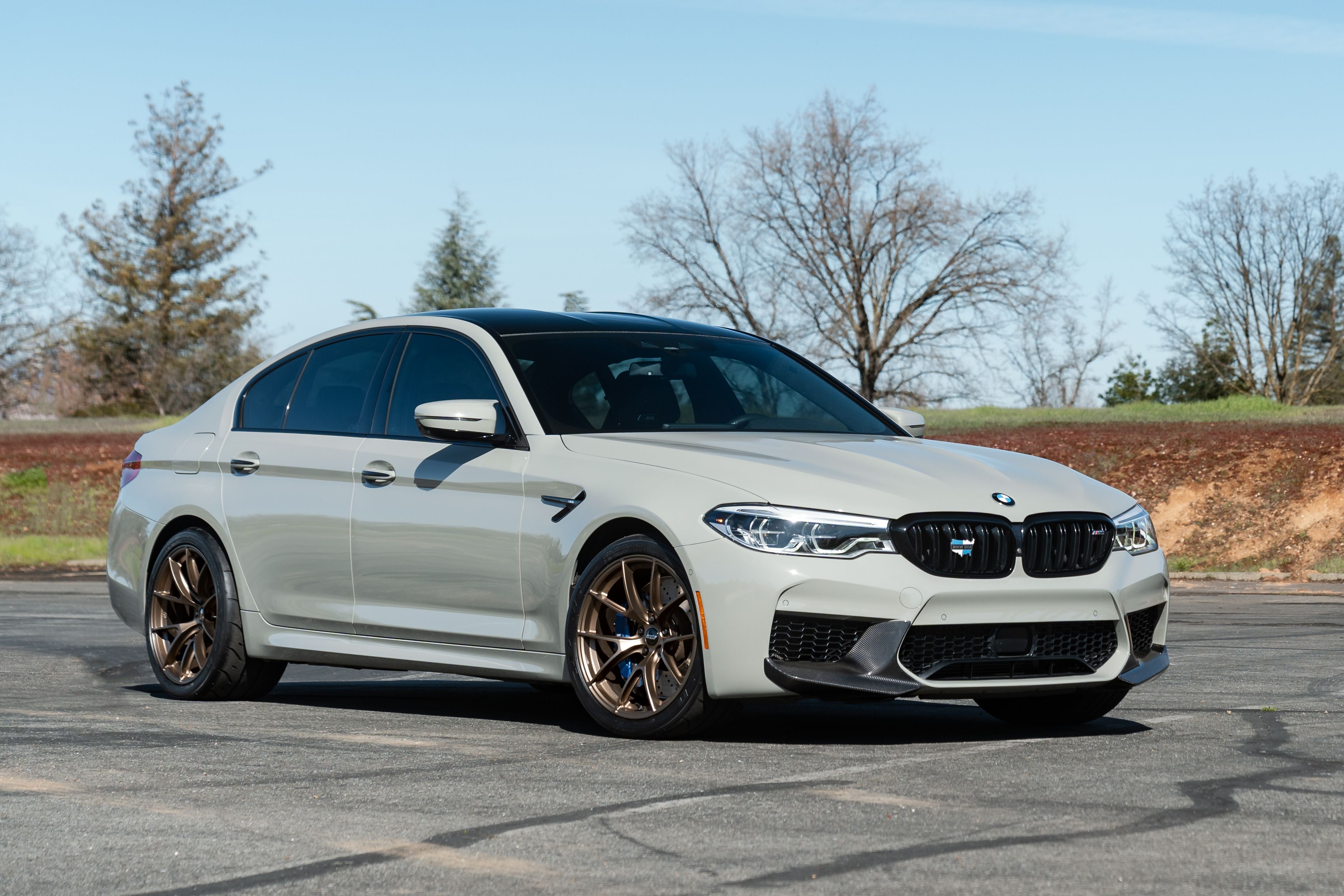 BMW F90 M5 with 19" VS-5RS Wheels in Satin Bronze