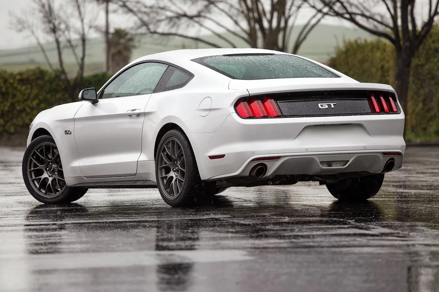 Ford S550 Mustang GT with 19" EC-7 Wheels in Anthracite