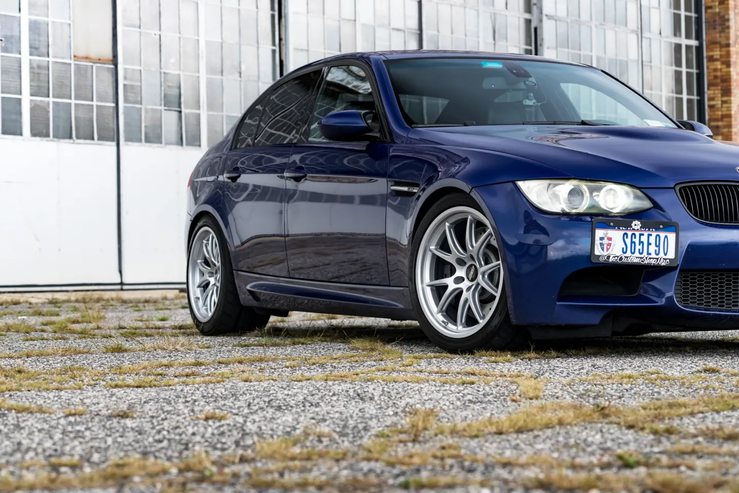 BMW E90 Sedan M3 with 18" FL-5 Wheels in Race Silver