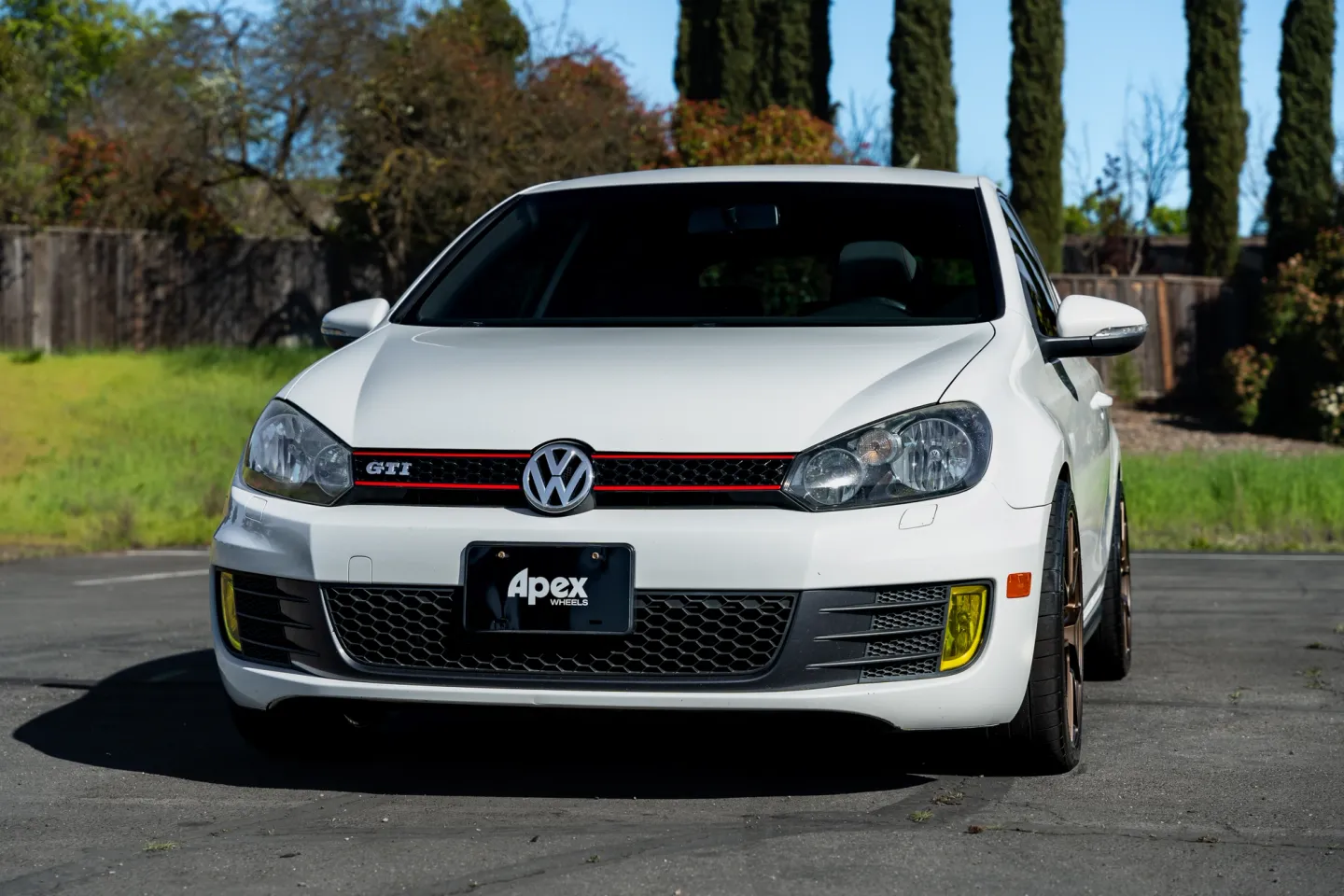 VW MK6 GTI with 18" VS-5 Wheels in Satin Bronze