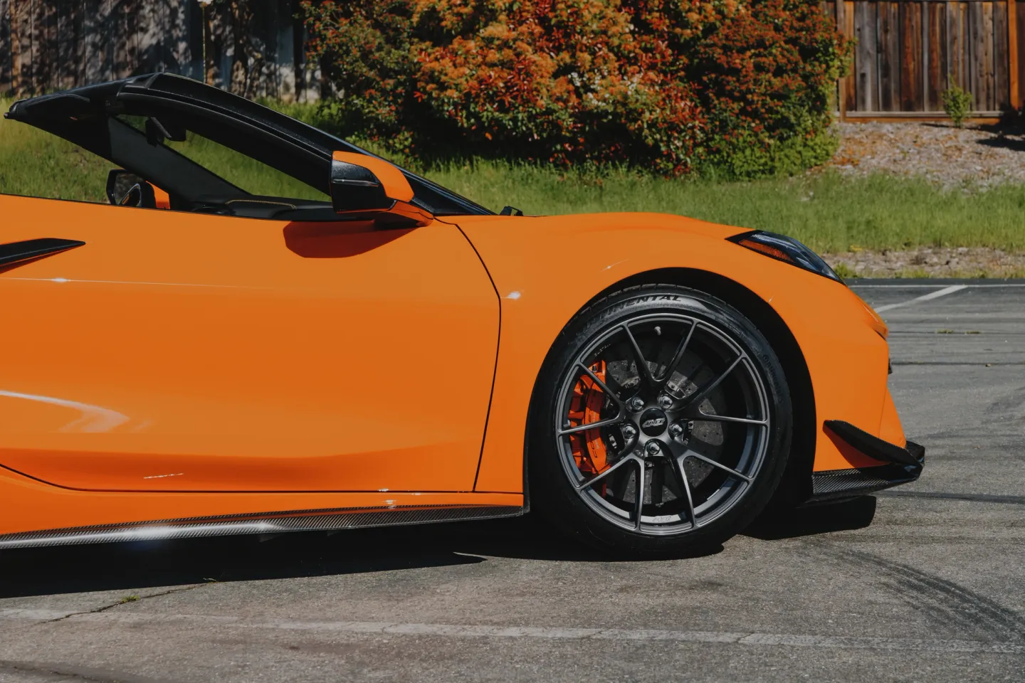 Chevrolet C8 Corvette Z06 with 19" VS-5RS Wheels in Anthracite