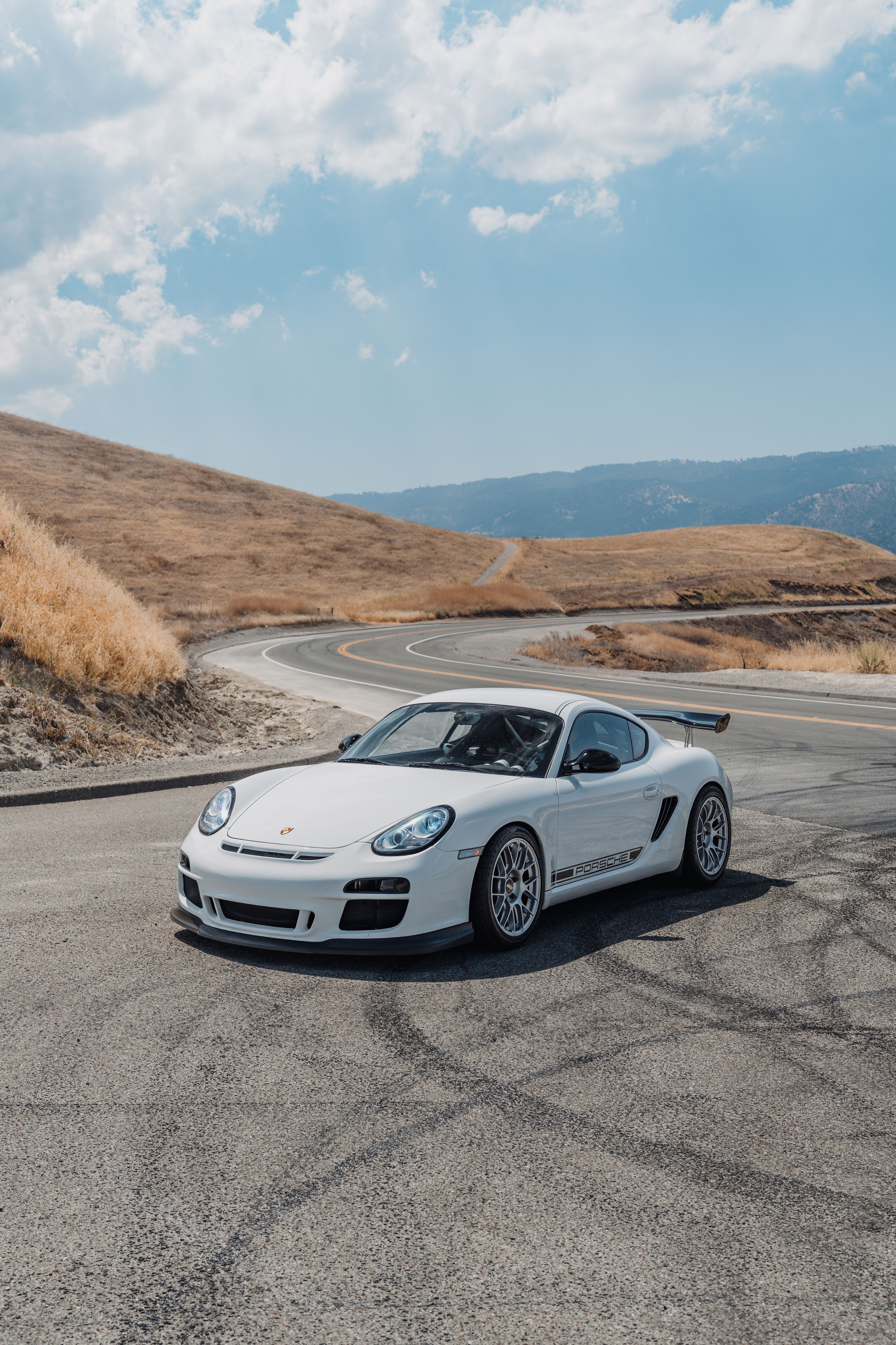 Porsche 987 Cayman R with 18" EC-7RS Wheels in Race Silver