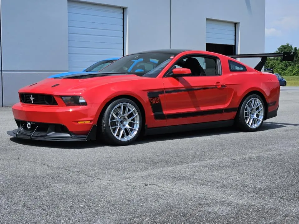 Ford S197 Mustang Boss 302 with 18" EC-7RS Wheels in Brushed Clear