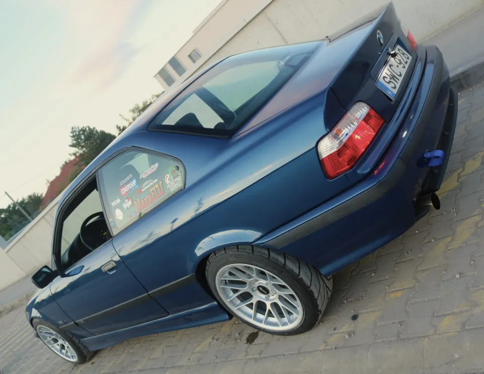 BMW E36 3 Series with 17" ARC-8 Wheels in Race Silver