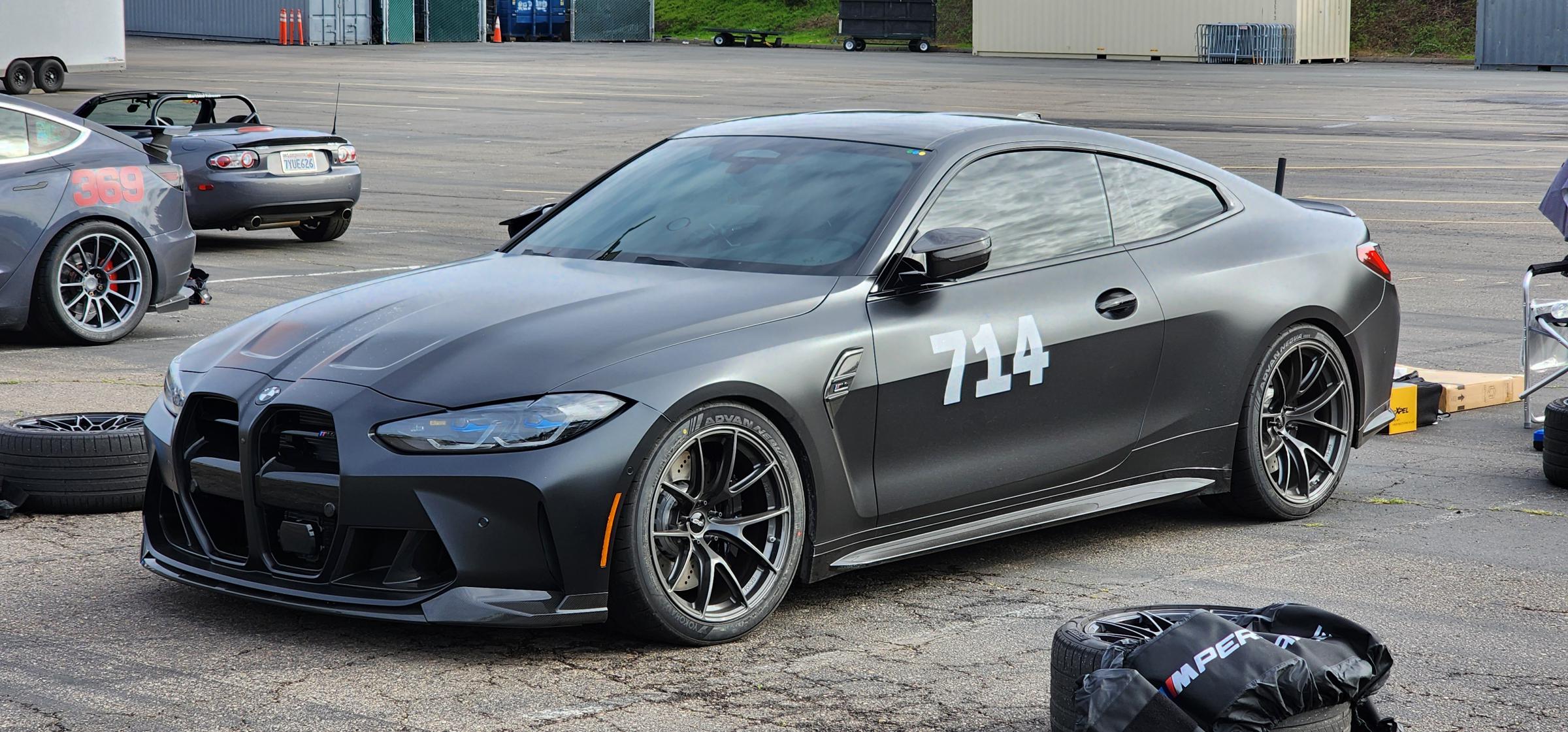 BMW G82 Coupe M4 with 19"/20" VS-5RS in Motorsport Gold on BMW G82 G83 ...