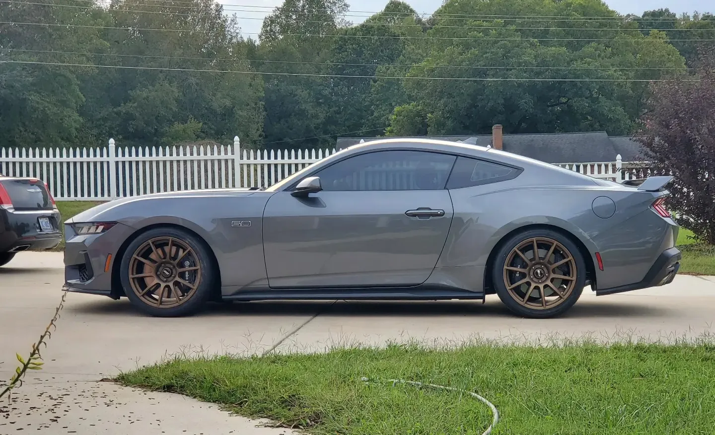 Ford S650 Mustang GT with 19" SM-10 Wheels in Satin Bronze