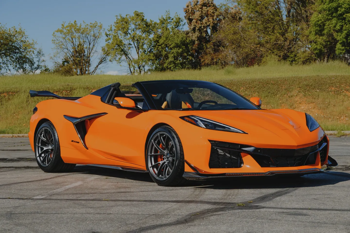 Chevrolet C8 Corvette Z06 with 19" VS-5RS Wheels in Anthracite