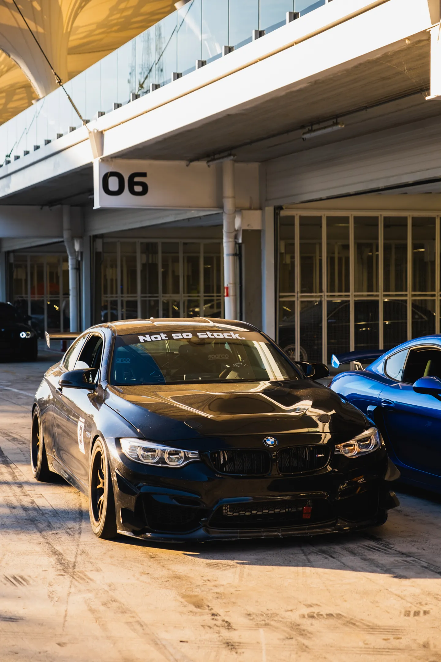 BMW F82 Coupe M4 with 18" FL-5 Wheels in Custom Finish
