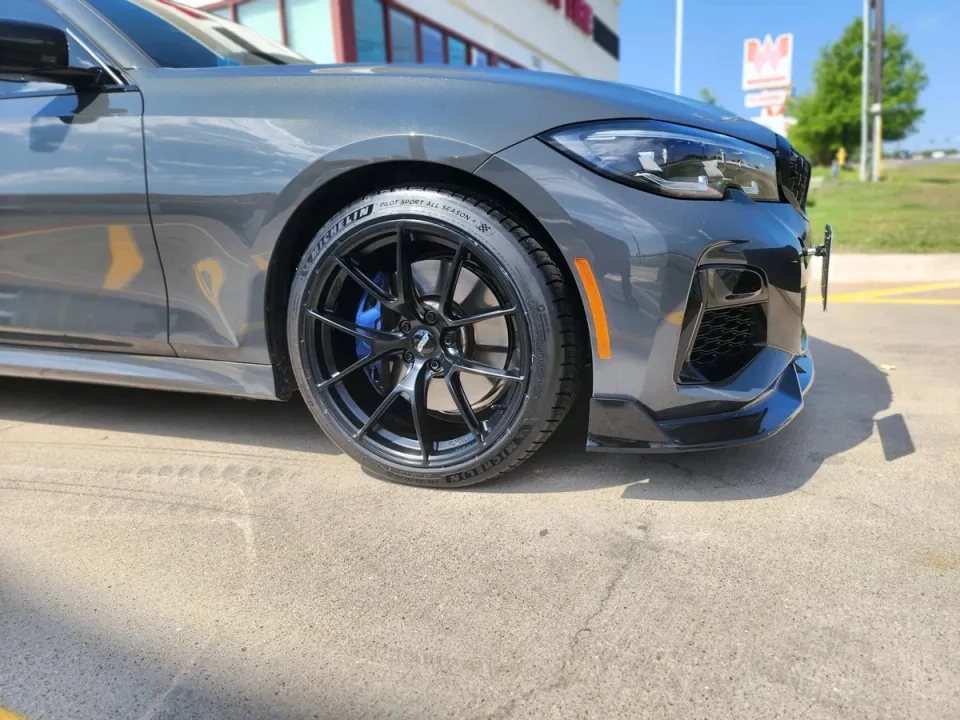 BMW G20 Sedan 3 Series with 19" VS-5RS Wheels in Satin Black