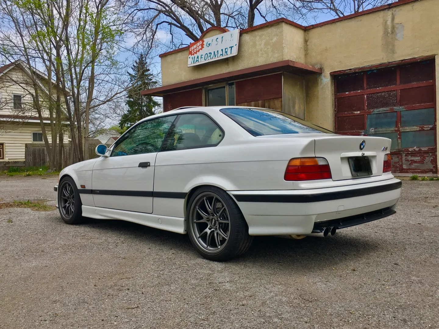 BMW E36 M3 with 18" FL-5 Wheels in Anthracite