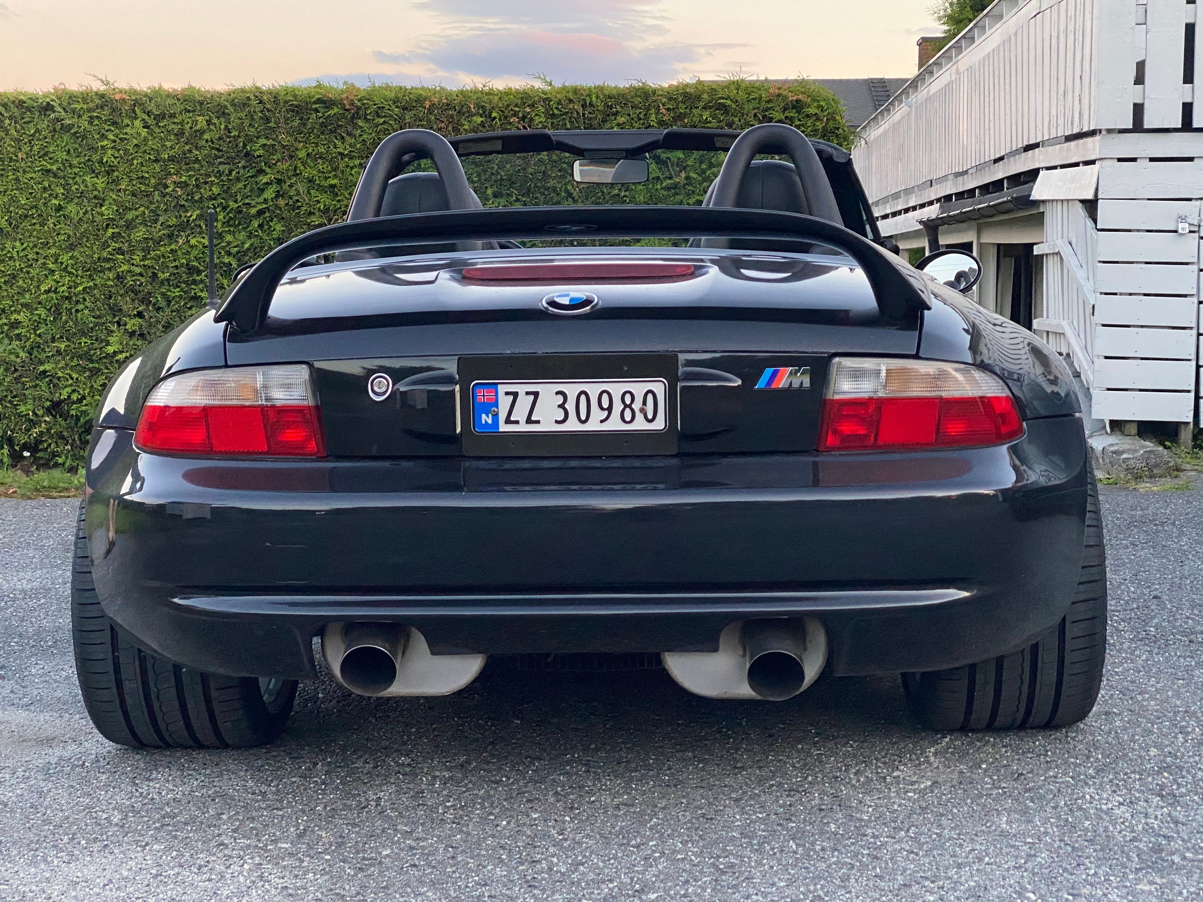 BMW E36/7 Roadster Z3 M with 18" EC-7 in Race Silver on BMW E36/7 E36/8 ...