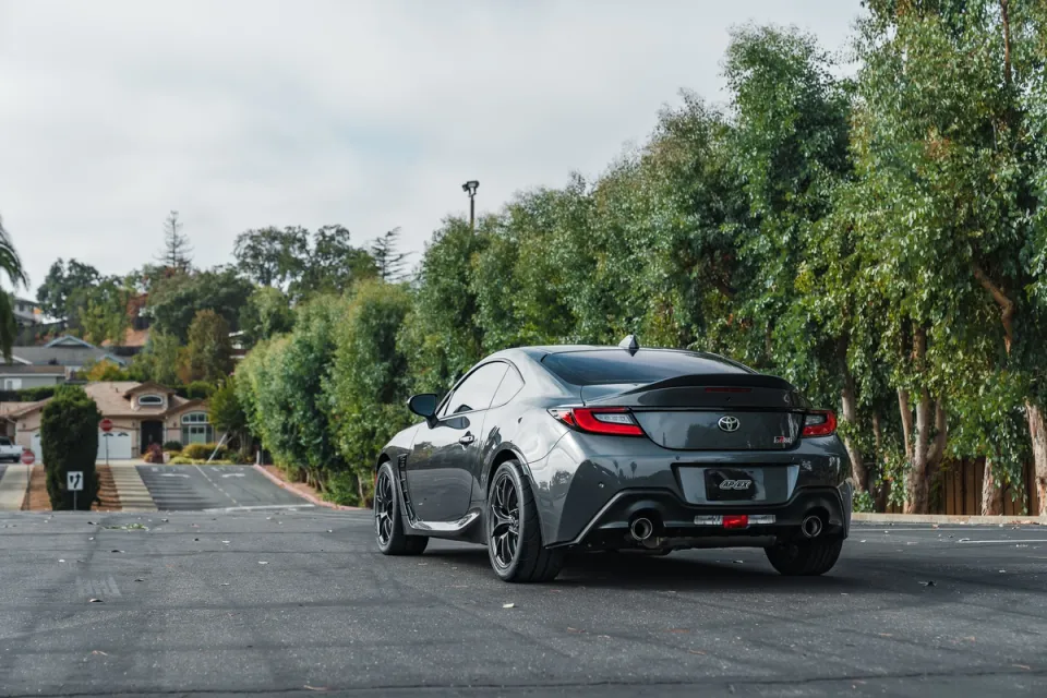 Toyota GR86 with 17" VS-5RS Wheels in Anthracite