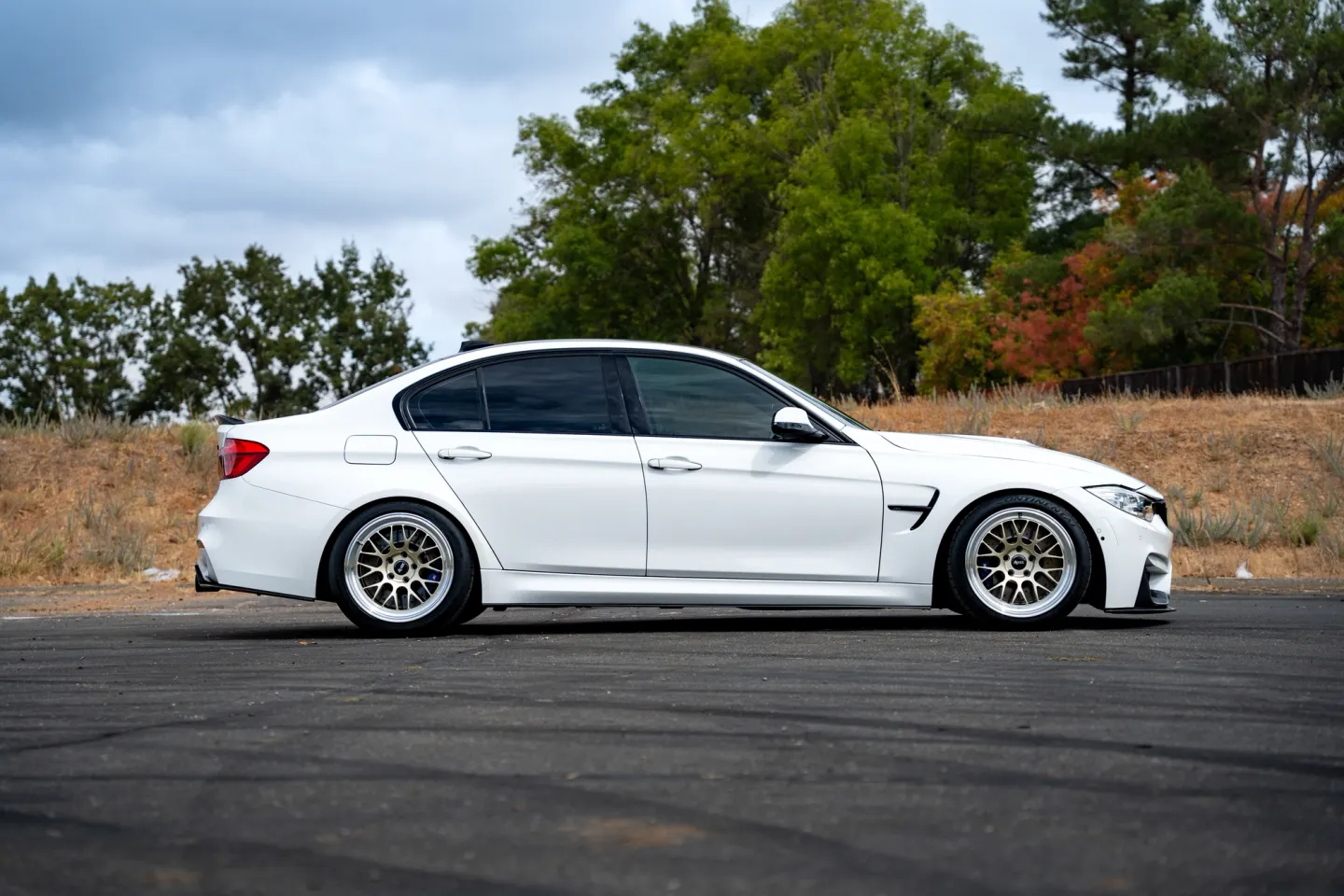 BMW F80 M3 with 18" ML-10RT Wheels in Machined Lip Gloss Motorsport Gold