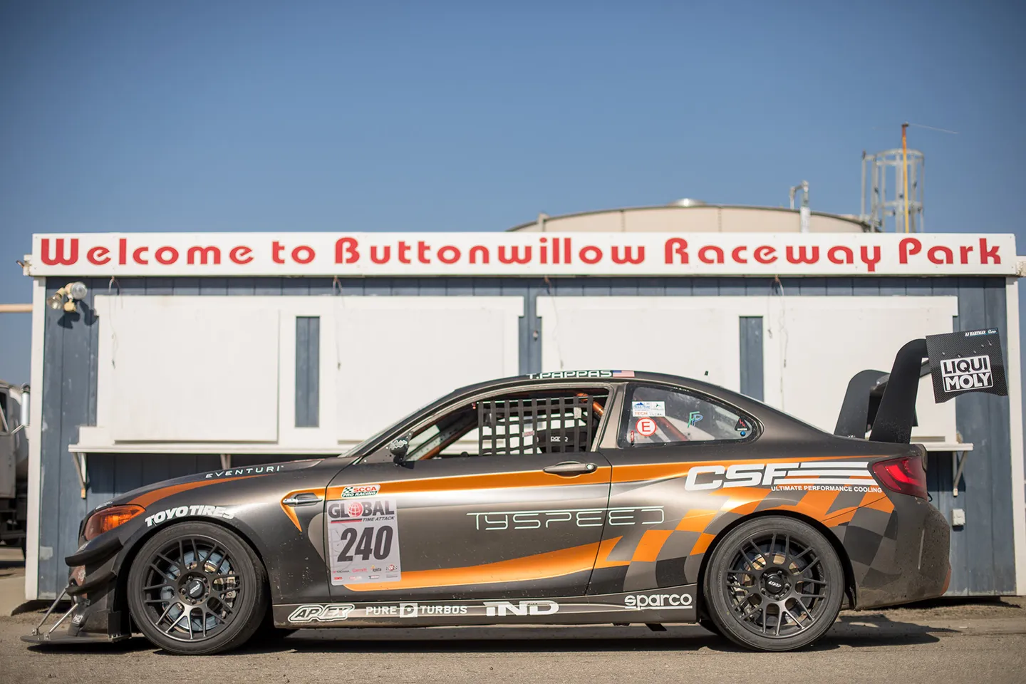 Tyspeed M2 Attacks Buttonwillow Raceway for the First Time