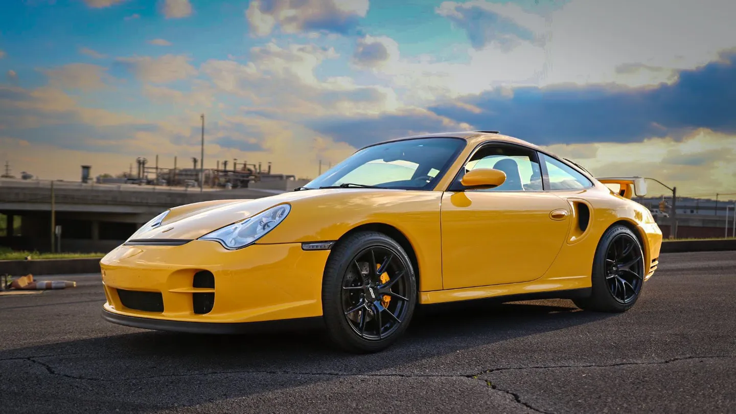 Porsche 911 996 Turbo with 18" VS-5RS Wheels in Satin Black