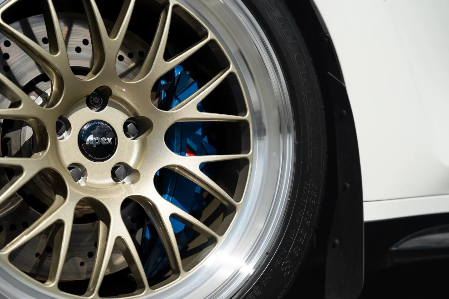 BMW G80 M3 with 19" ML-10RT Wheels in Machined Lip Gloss Motorsport Gold