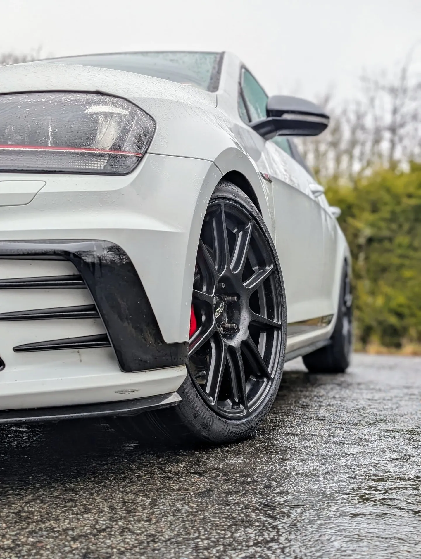 VW MK7 GTI with 18" SM-10 Wheels in Satin Black