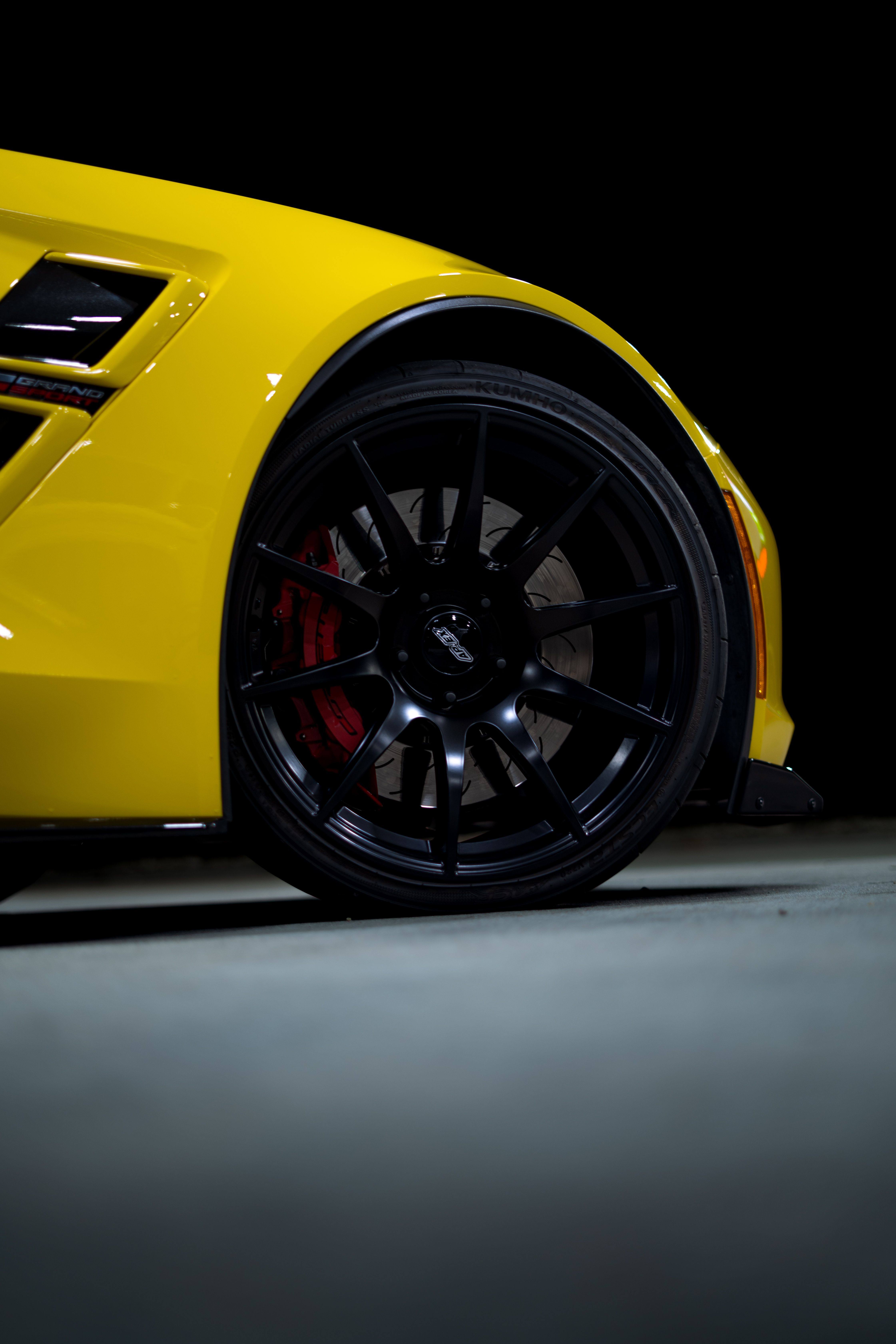 Chevrolet C7 Corvette Grand Sport with 19" SM-10 Wheels in Satin Black