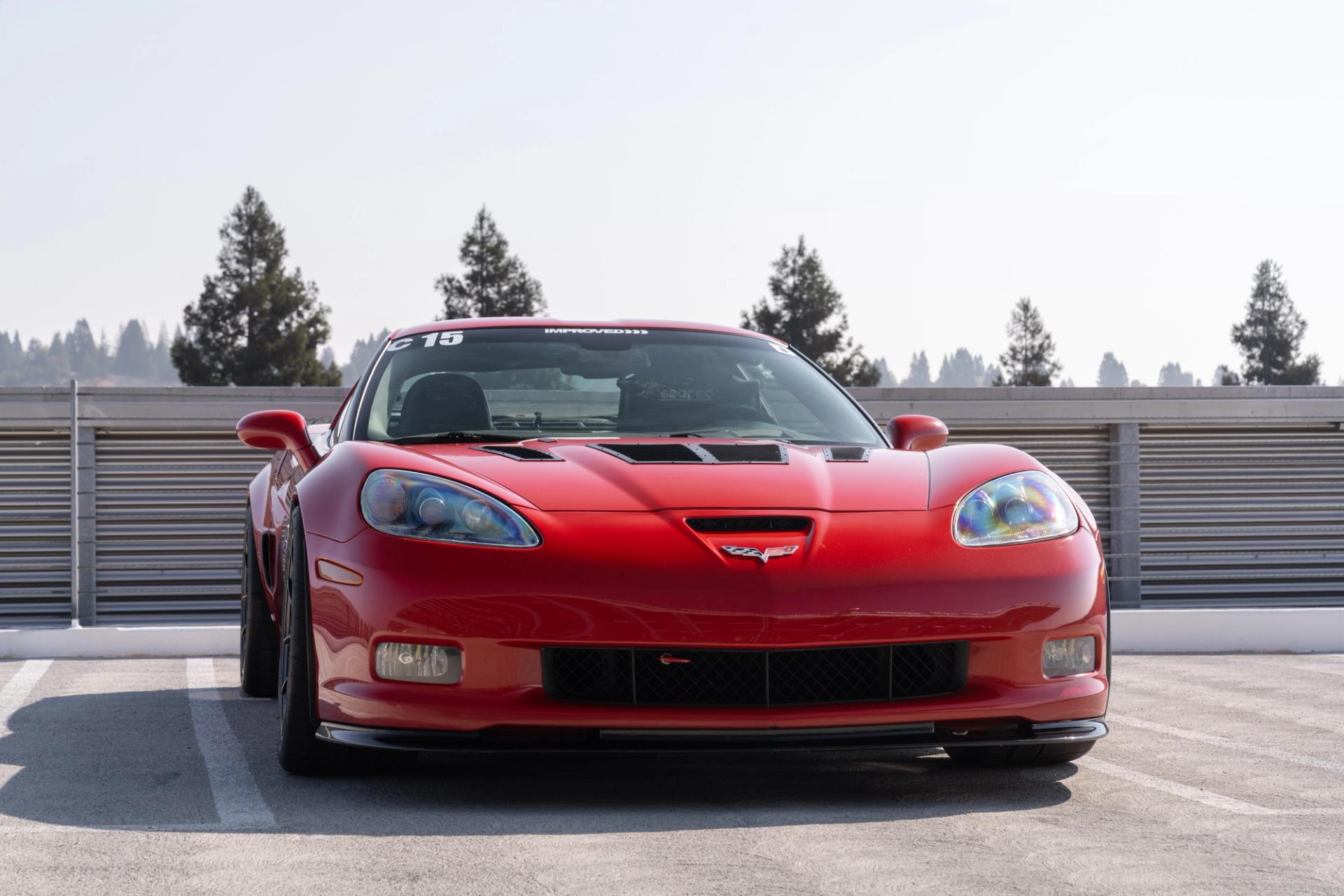 Chevrolet C6 Corvette Z06 with 18" VS-5RS Wheels in Satin Black