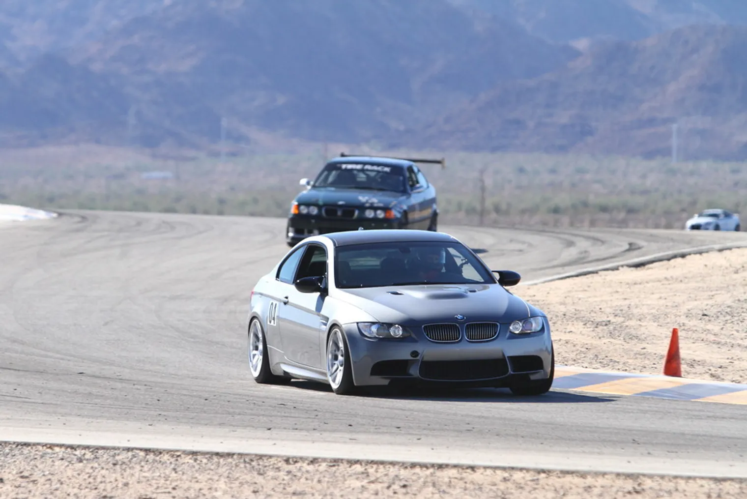 What is Negative Camber? Exploring the Positives of Negative Camber