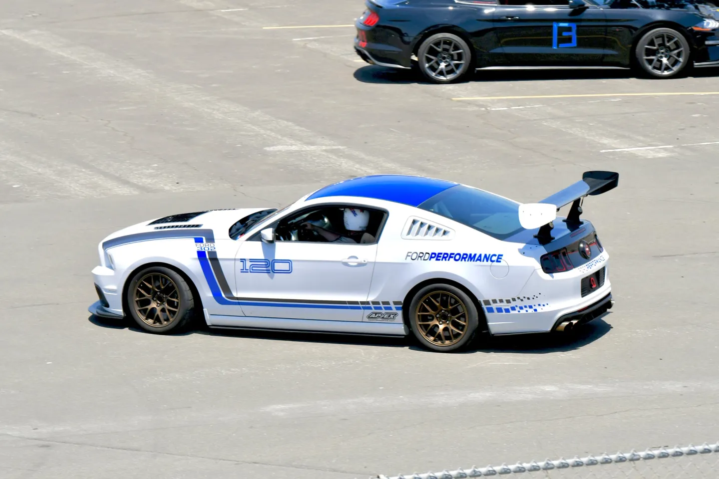 Ford S197 Mustang GT with 18" EC-7 Wheels in Satin Bronze