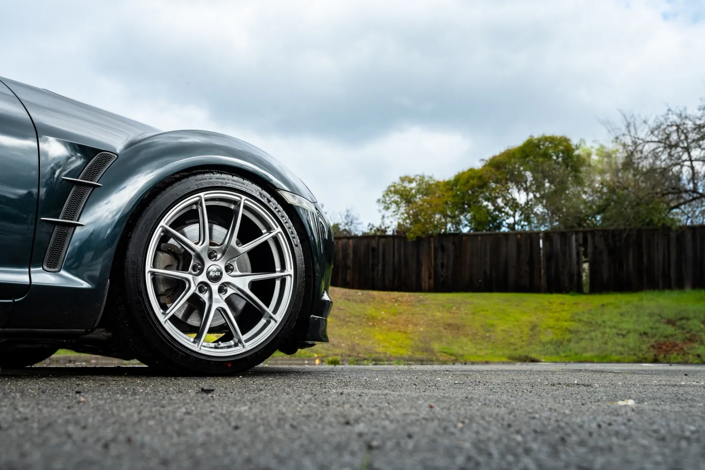 Mazda RX-8 with 18" VS-5 Wheels in Hyper Black