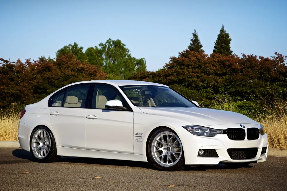F30 3-Series Staggered Fitment – Wide and Mildly Aggressive