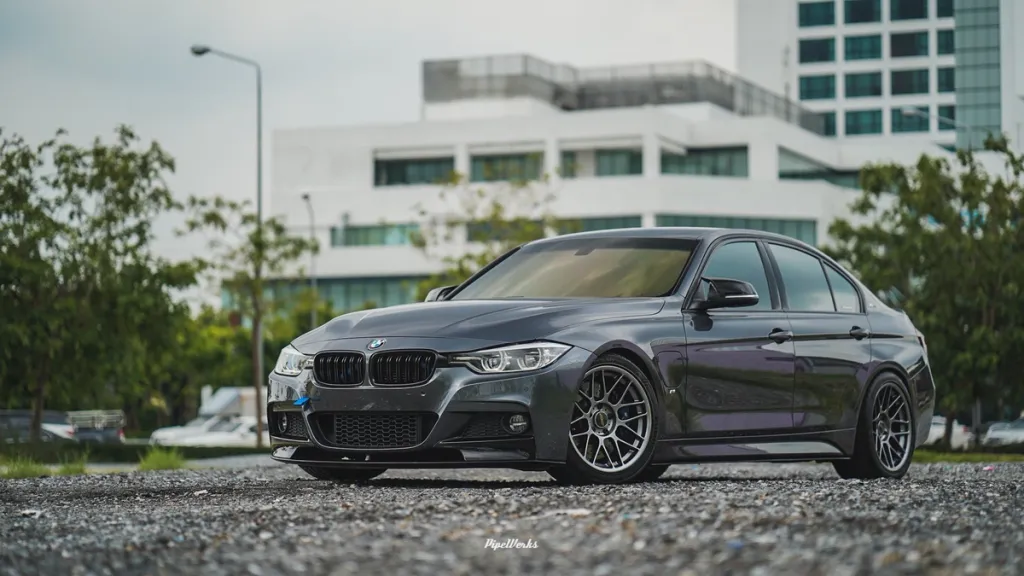 BMW F30 Sedan 3 Series with 18" ARC-8 Wheels in Hyper Black