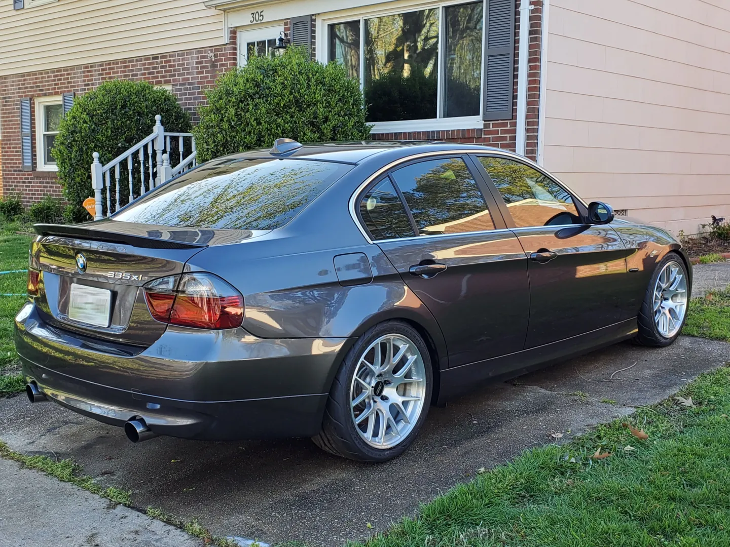 BMW E90 Sedan 3 Series with 18" EC-7R Wheels in Brushed Clear