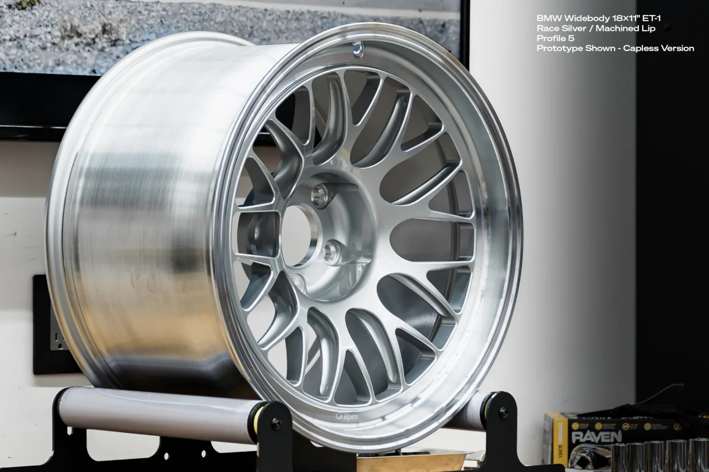 BMW E46 M3 with 18" ML-10RT Wheels in Race Silver