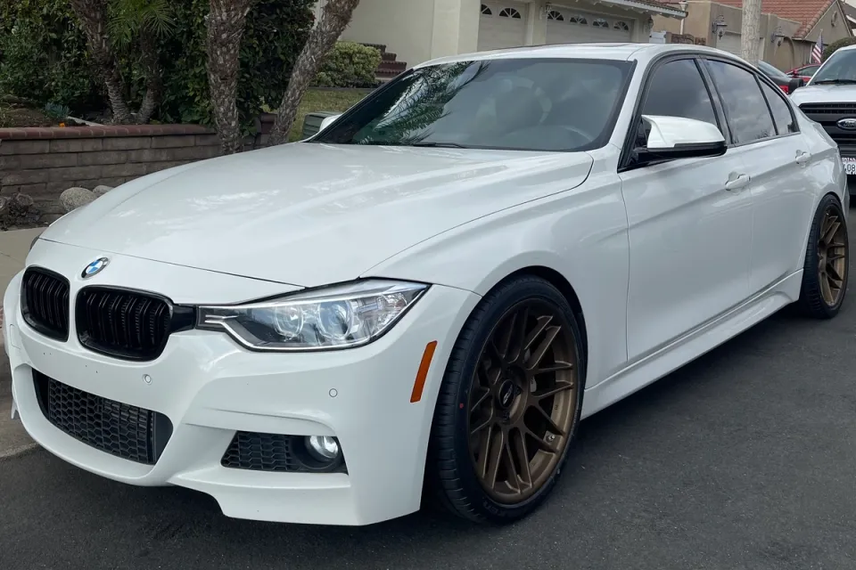 BMW F30 Sedan 3 Series with 19" ARC-8 Wheels in Satin Bronze