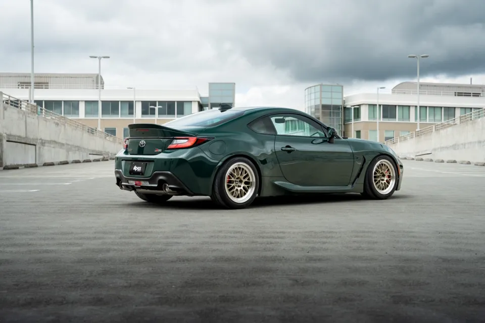 Toyota GR86 with 17" ML-10RT Wheels in Machined Lip Gloss Motorsport Gold