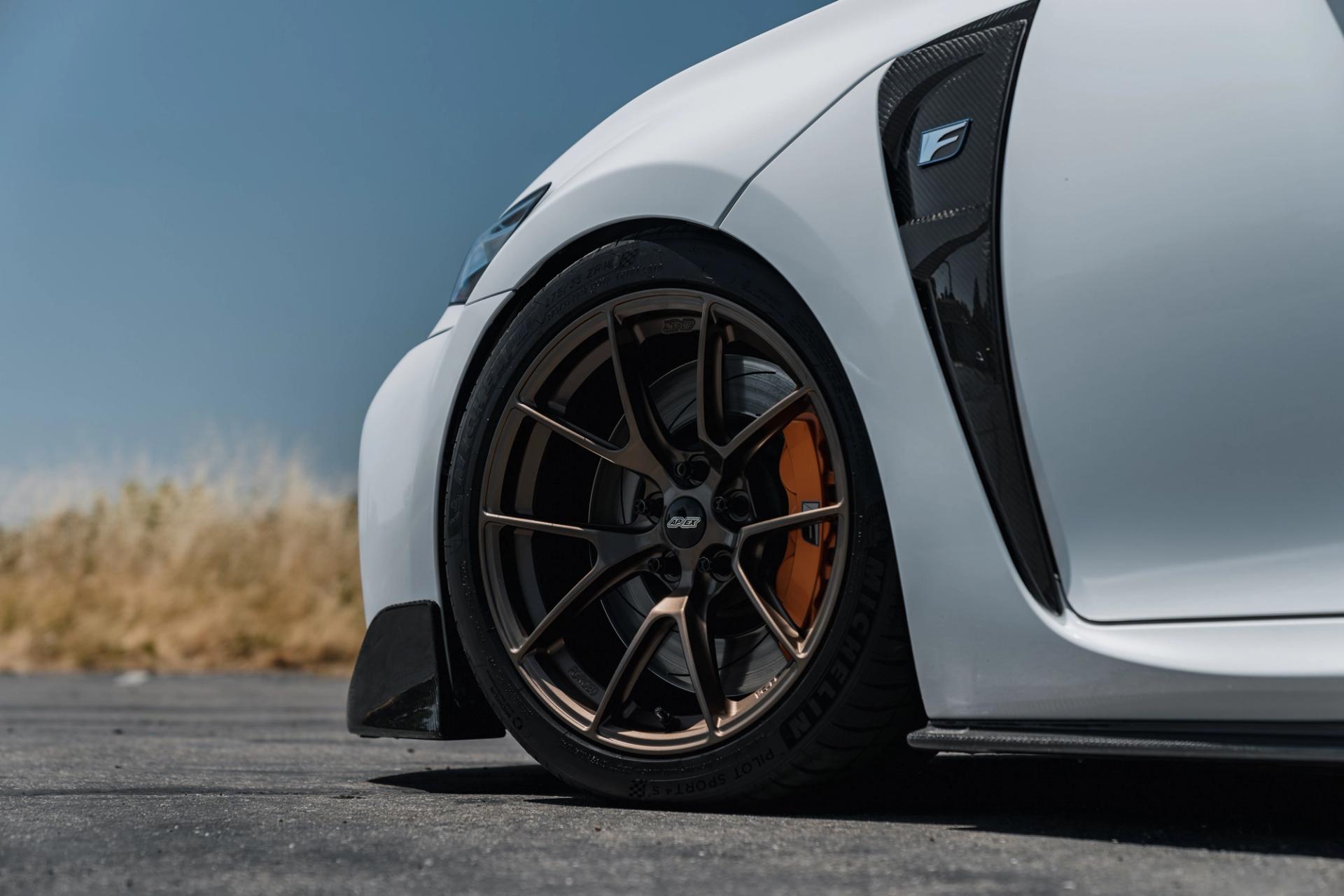 Lexus L10 GS-F with 18" VS-5RS Wheels in Satin Bronze
