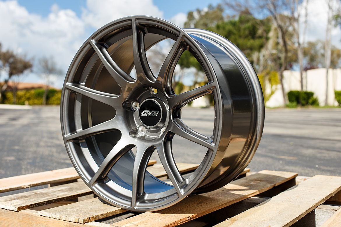 Firsthand Look at the SM-10 Wheel