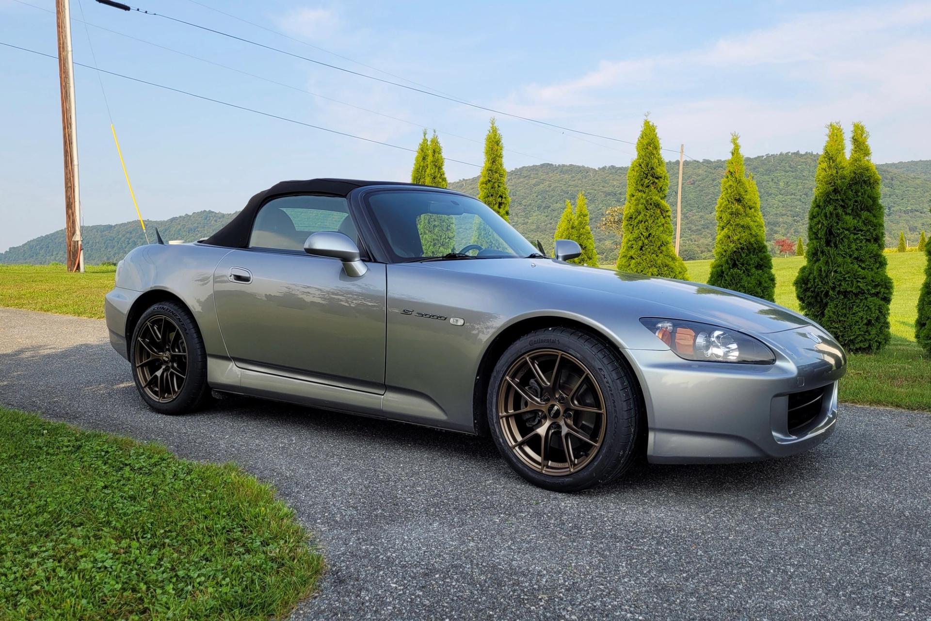Honda S2000 with 17" VS-5RS Wheels in Satin Bronze