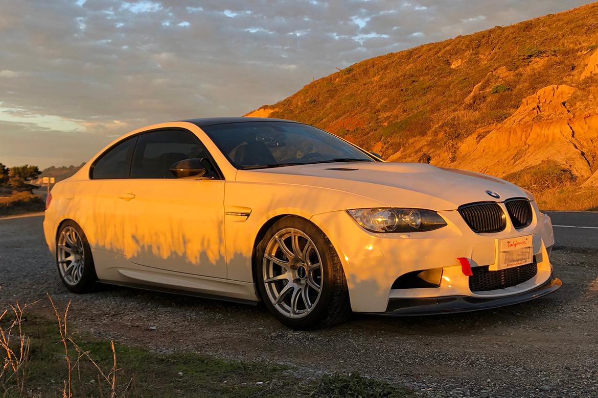 BMW E92 Coupe M3 with 18" SM-10 Wheels in Race Silver
