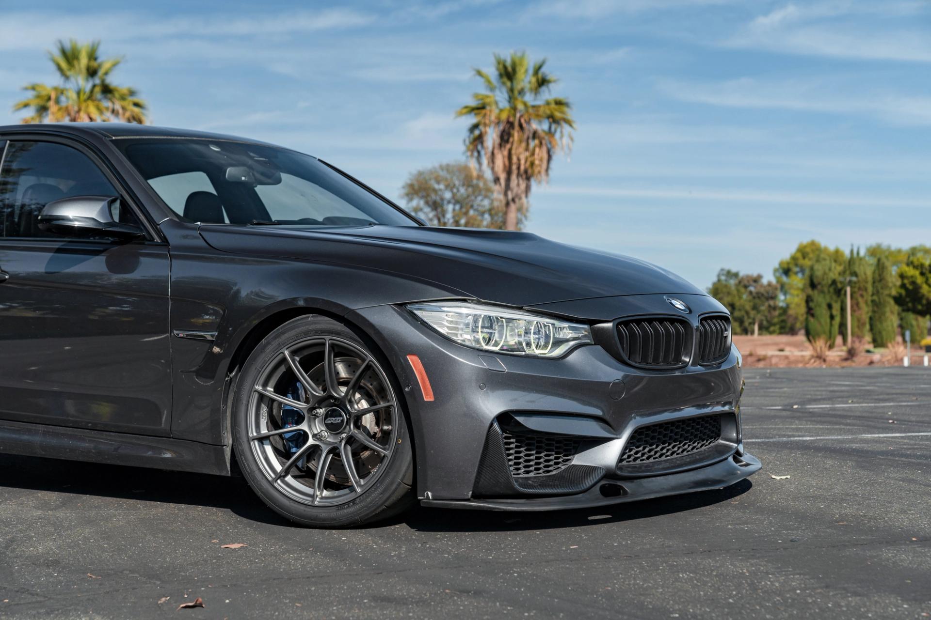 BMW F80 M3 with 18" SM-10RS Wheels in Anthracite