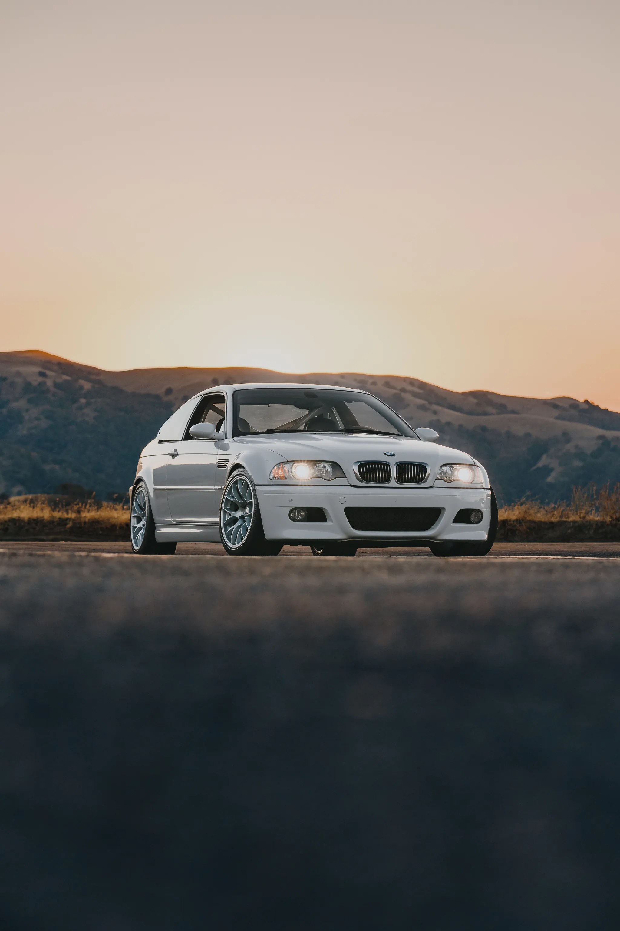 BMW E46 M3 with 18" EC-7 Wheels in Race Silver